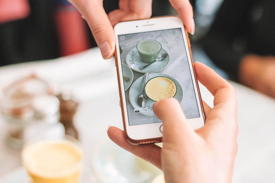 Matcha vs. Kaffee - AURESA Blog